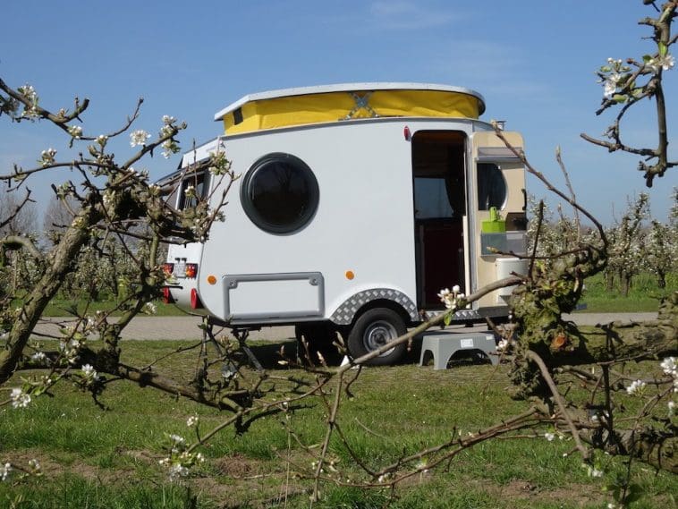 Man Builds His Own Expandable Lightweight Micro Caravan From Scratch