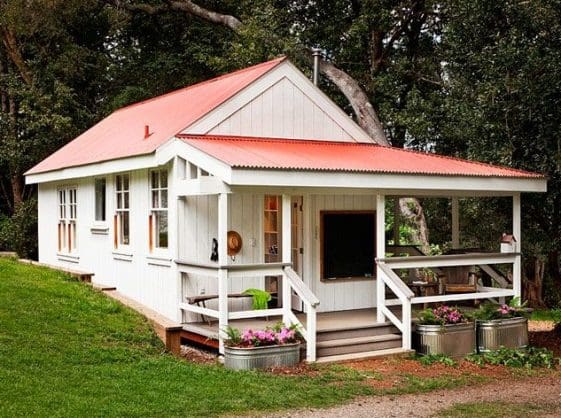 10 Tiny Yet Cozy Wood House Ideas and Designs That Will Completely ...